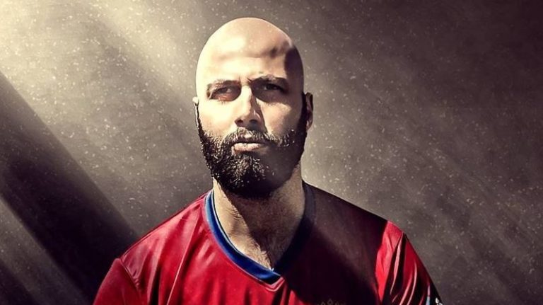 Entrevista a Murat Akay, el cantante turco que compuso la canción sobre ...